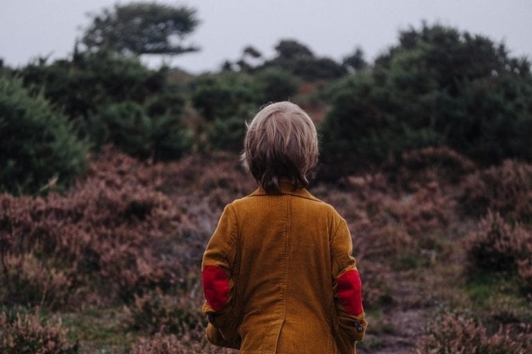 Was sind Wolfskinder oder wilde Kinder? Echte Fälle